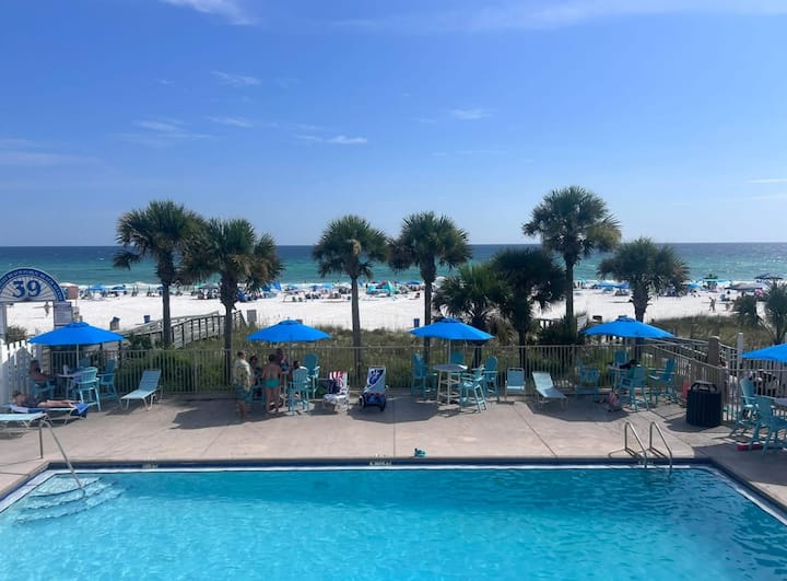 Entire Home In Pcb! Gated Resort With 11 Pools! - Panama City Beach, FL