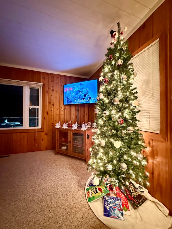Cozy Lakefront Cabin: Sauna, Ice Fishing, Casino - Grand Casino Mille Lacs