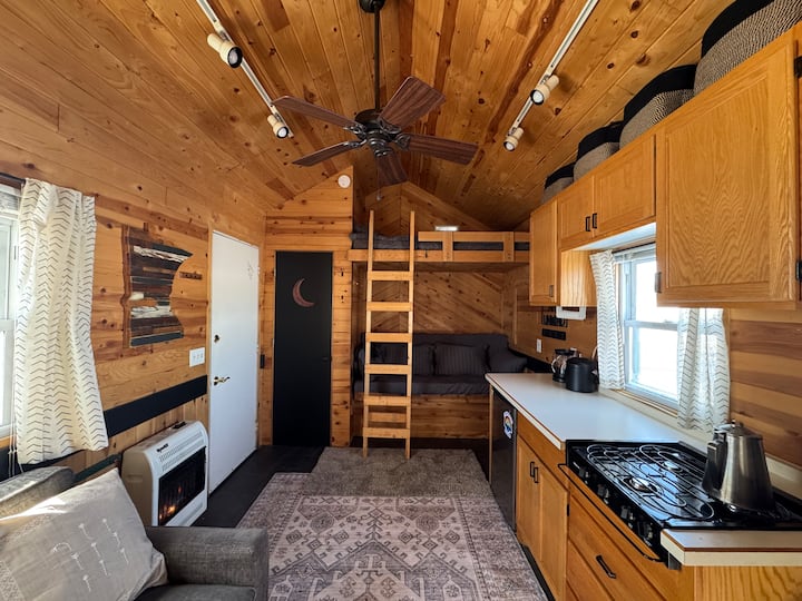 Off-grid Cabins On 3-acre Island In Alexandria, Mn - Alexandria, MN