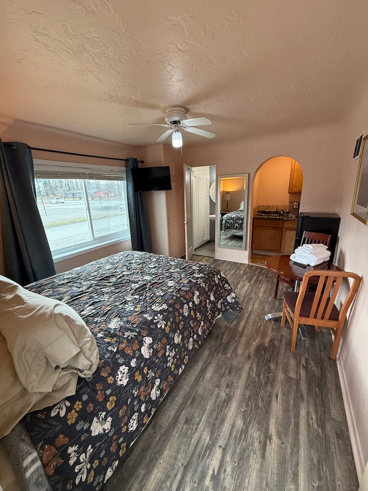 Cozy Studio Downtown Anchorage - Anchorage, AK