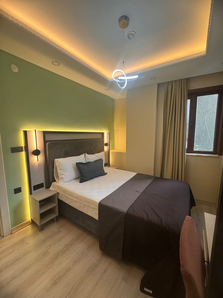 Big Cute 1+1 Apartment 50 M2 Tekir -