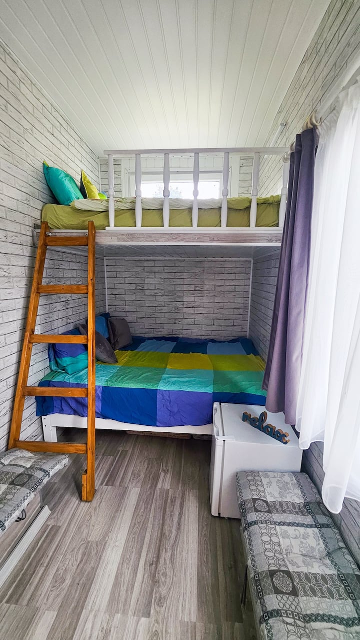 Downtown Bungalow Tiny House - Bucarest