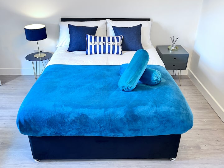 #3- Very Nice Studio-
Centrally Located Mcr-mufc - Manchester