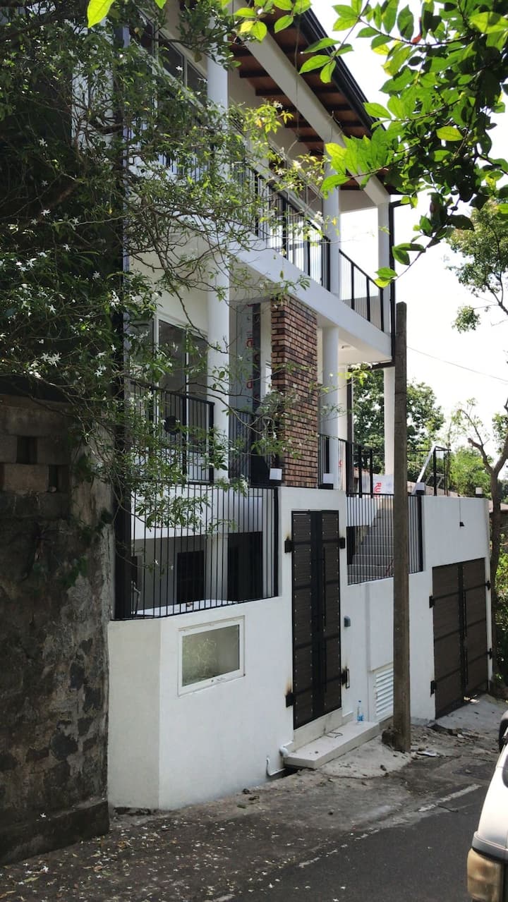 2 Bedroom Budget Apart In Kandy - Kandy