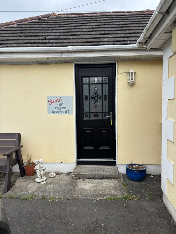 Airport Apartment Walking Distance To The Airport - Donabate