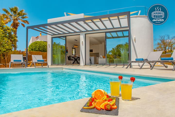 Villa With Jacuzzi & Heatable Pool In Carvoeiro - Carvoeiro