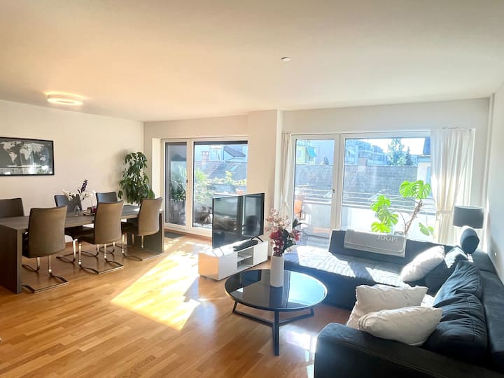 Stilvolle 2,5 Zi. Whg - Möbliert & Zentral Gelegen - Basel