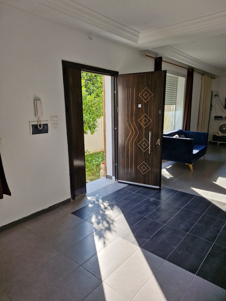 Chambre Agréable éQuipée - Tunis