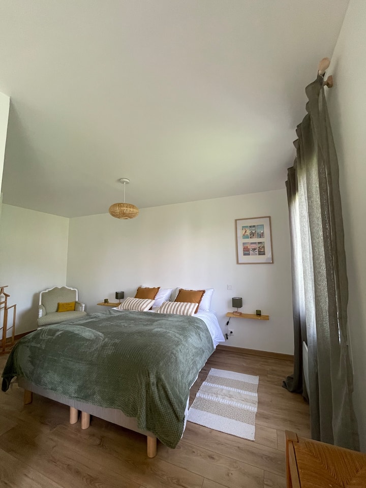 Chambre Indépendante Petit Déjeuner Jardin - Les Mathes