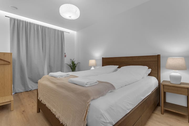 Castle Inn Downtown Kef 3 - Reykjavík Keflavík Airport (KEF)