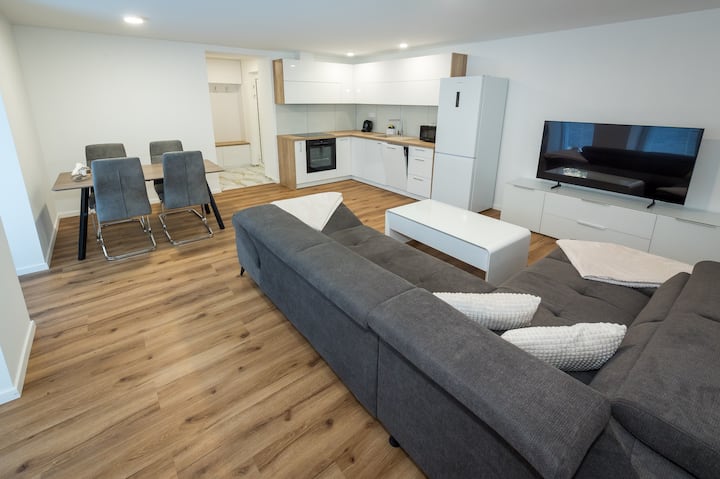 1-nový Apartmán 1 Min. Od Centra - Koszyce