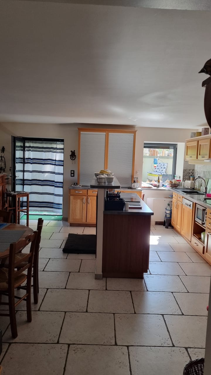 Le Nichoir Pusignieu
Chambres D'hôtes - Morestel