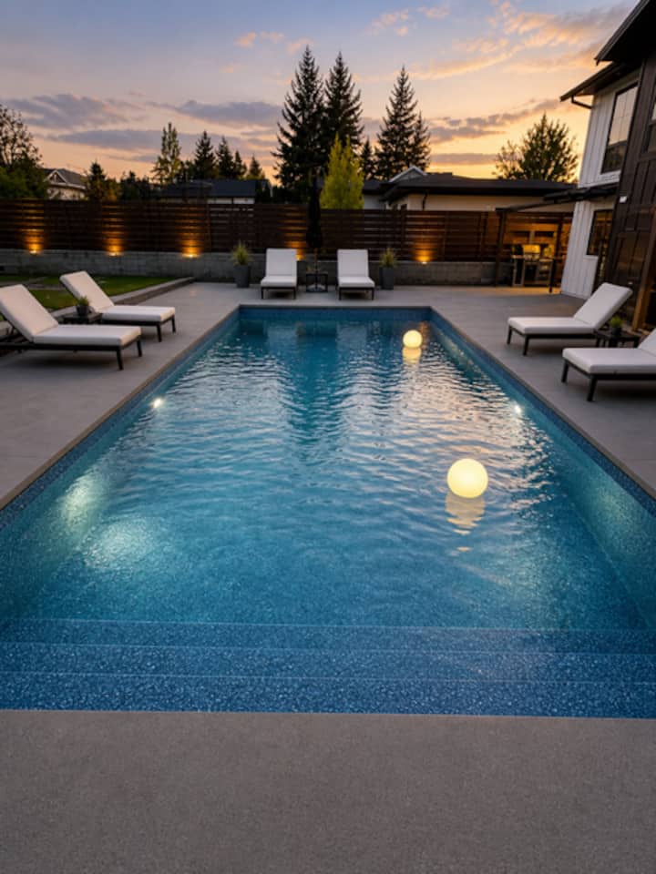 Spacious Family Retreat Kelowna-pool & Near Beach - Kelowna