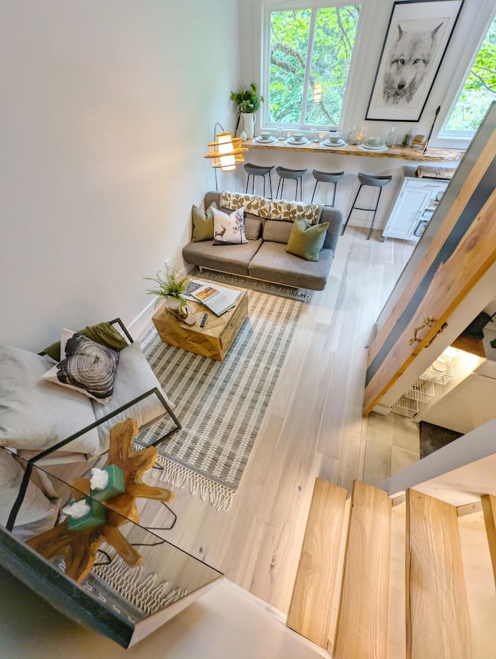 Timber & Tide • West Coast Treehouse & Zipline - Vancouver Island