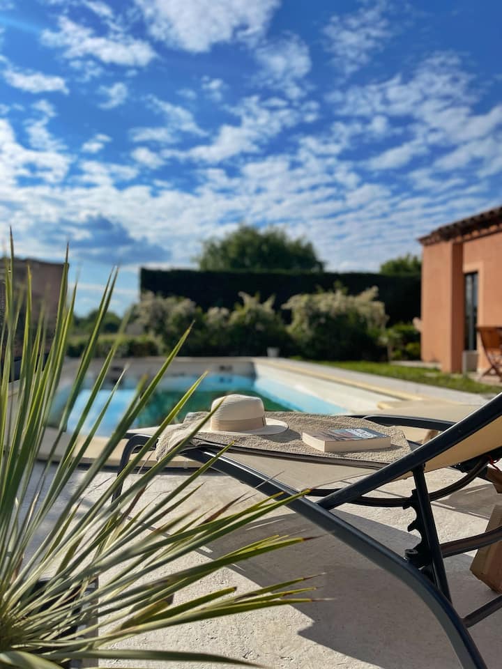 Villa Calabasas : Villa Haut Gamme Avec Piscine - L'Isle-sur-la-Sorgue