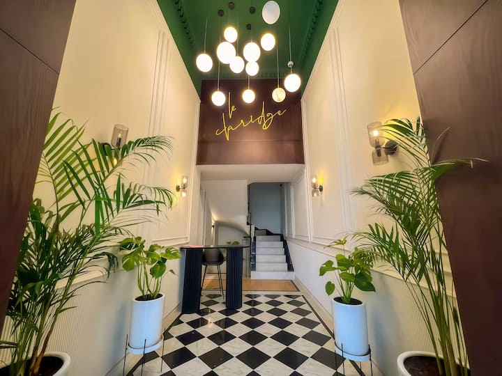 Rooftop • Stylish & Colourful Flat • Gym Access - Casablanca