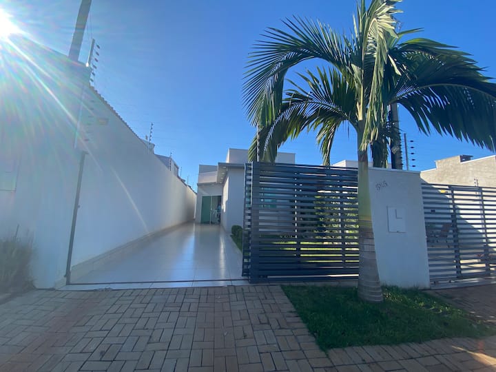 Casa Ampla Em Bairro Tranquilo - Foz do Iguaçu