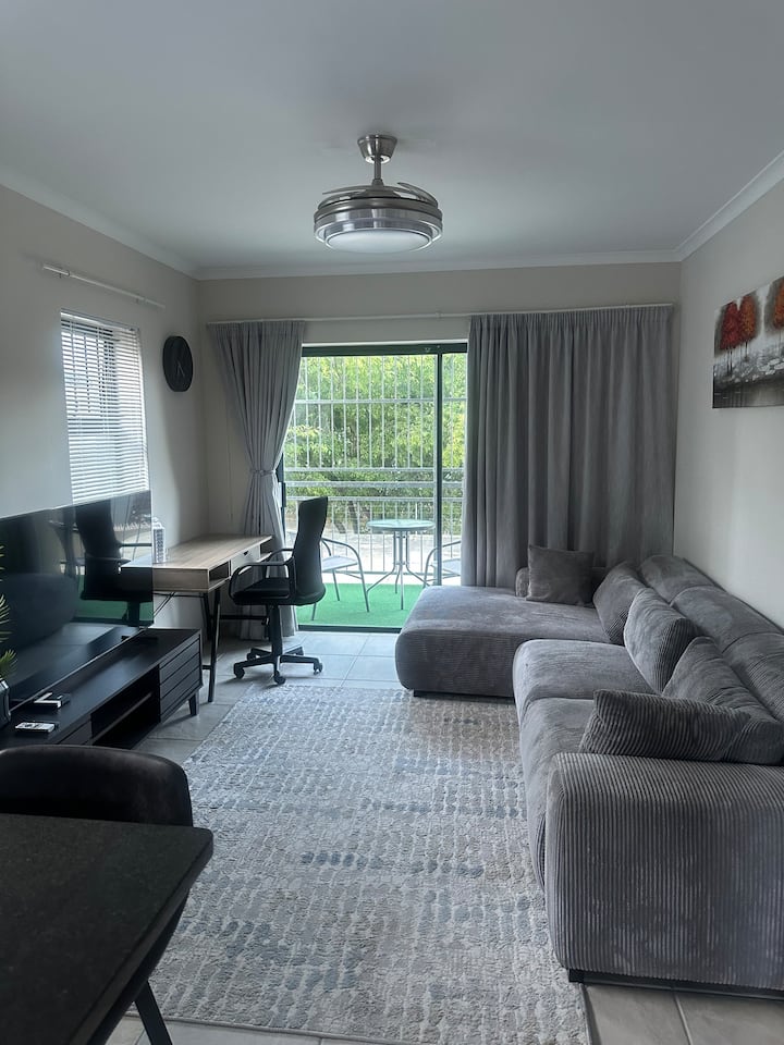 5 Olyfbos, Paarl - Paarl