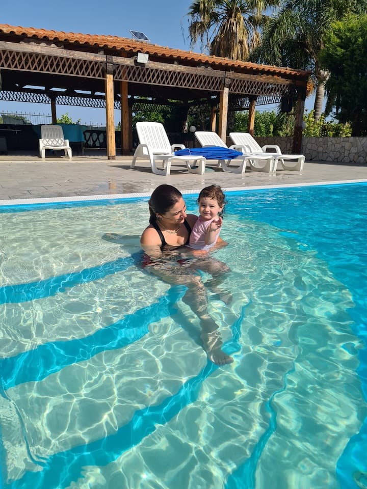Villa Con Piscina - Augusta, Italia