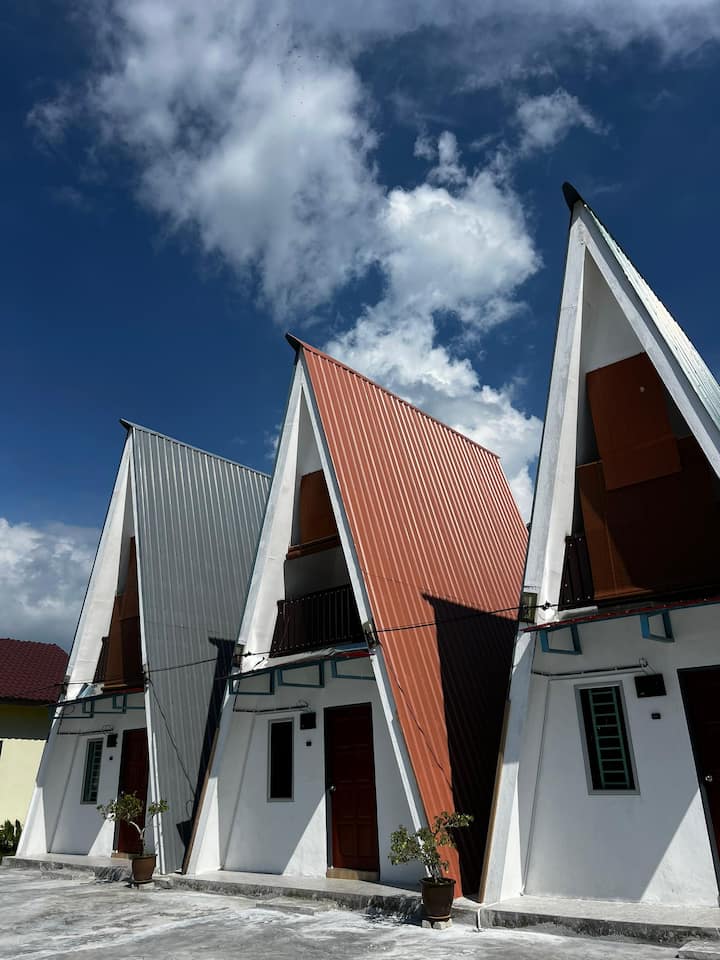2) Triangle Paradise - Sungai Besar