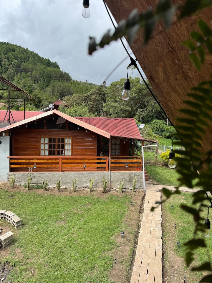 ÍA Inn: Naturaleza, Paz Y Conexión - Oxapampa