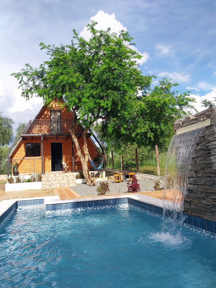 Cabaña Alpina Con Piscina Y Vista Al Cerro - Paraguarí