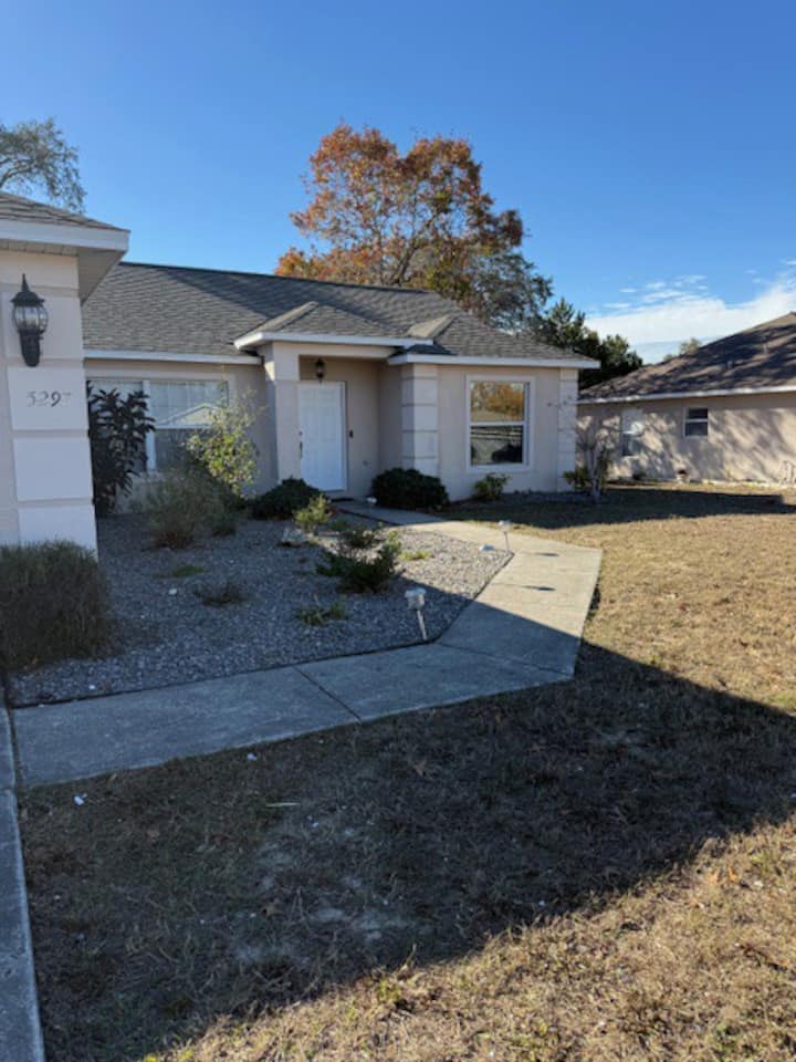 Home Sweet Home - Spring Hill, FL