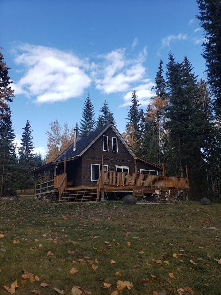 Coach House On Simon Lake - British Columbia