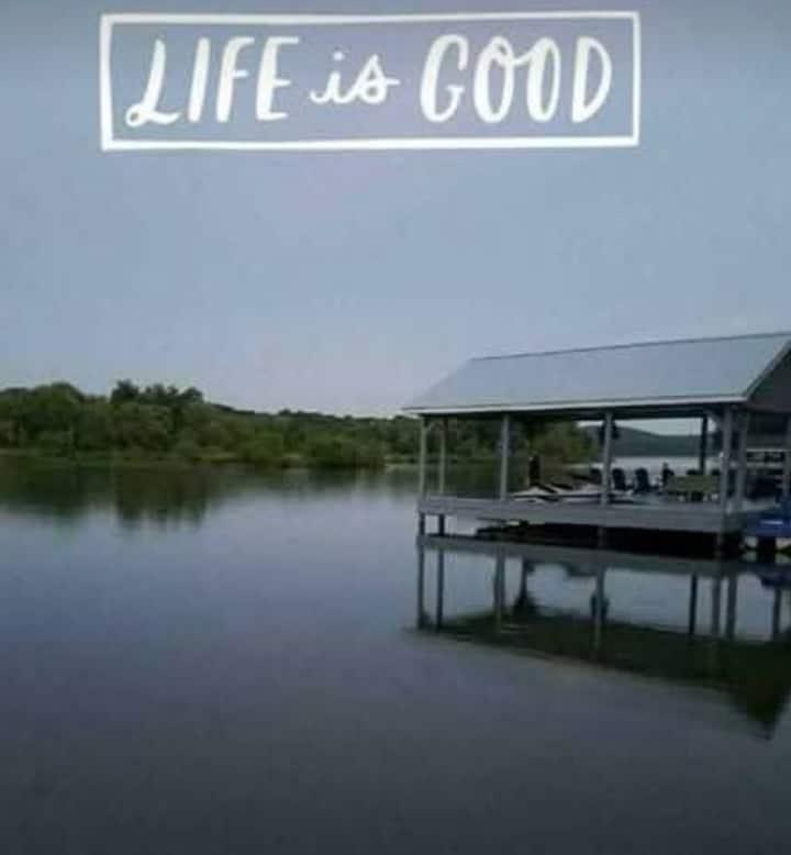 Lake House - Cleveland, TN