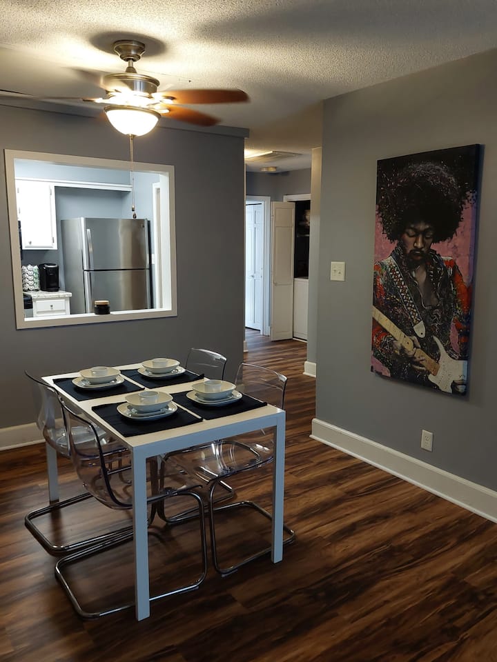 Downtown Hub City Condo Stay - Spartanburg, SC