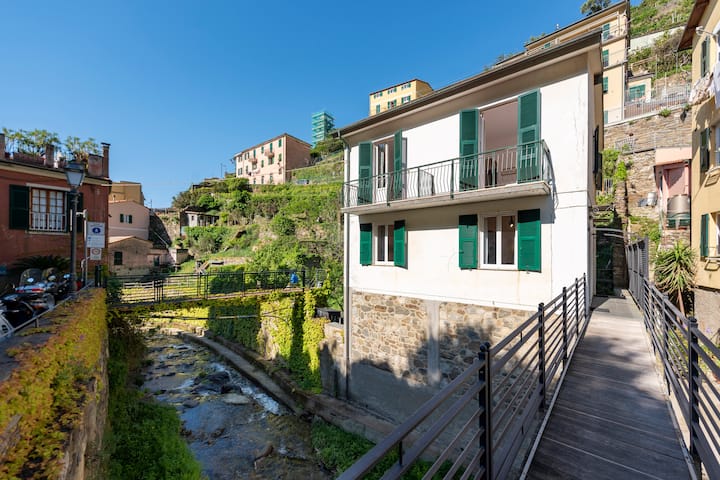 Middle Apartment Vernazza - By Happy Rentals - Cinque Terre