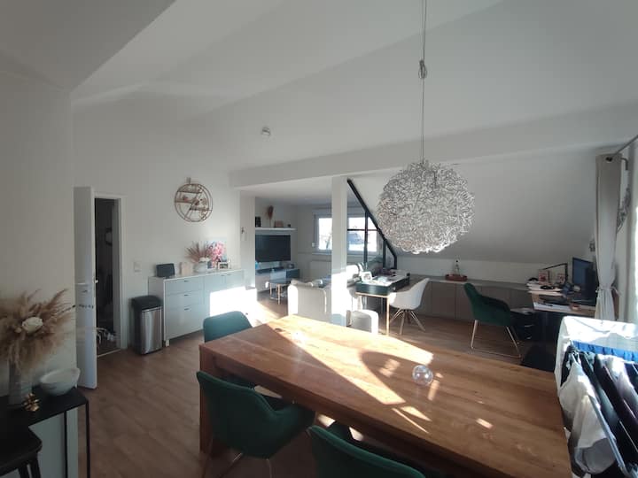 Helle 2 Z. Wohnung In City Nähe - Frankfurt