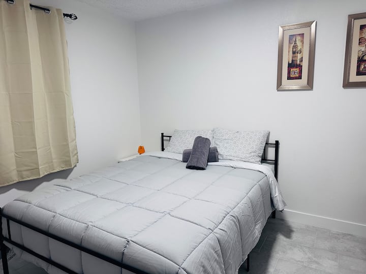 A Nice Room, Close To Strip - Las Vegas, NV