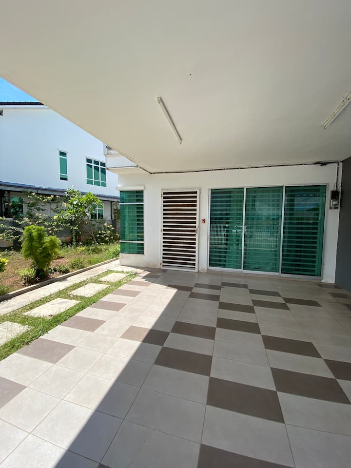 Medina N Hills - Jitra