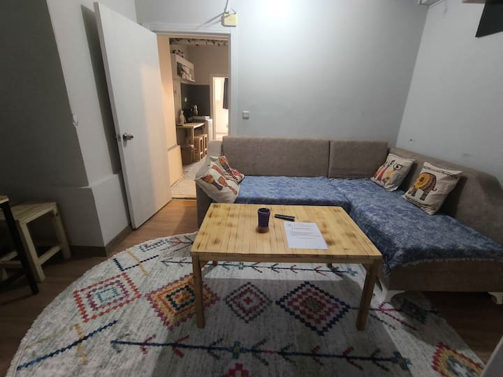 Esparkkarşısı,çiftyatakodalı,projeksiyonluakıllıev - Eskişehir