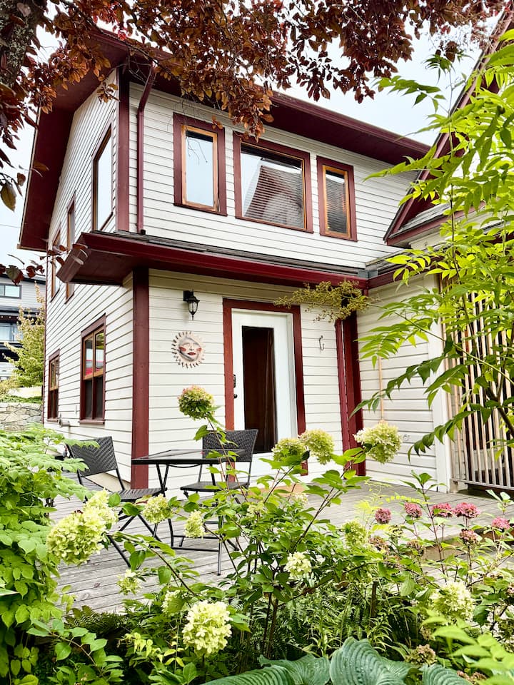 The Observatory - Secluded Garden Suite - Nelson