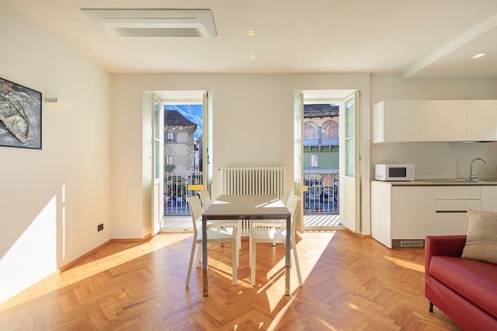 Piazza Mercato 14 A - Domodossola