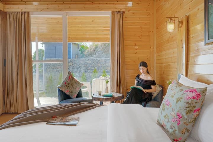 Niksenstays - Wooden Cabin With Balcony & Garden - Dhanaulti