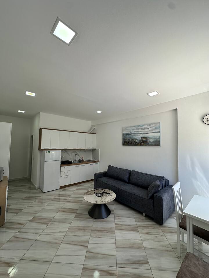 Marble Breeze Apartment By Adriatic Living - Albania