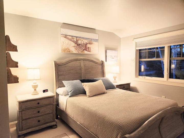 Ocean Breeze &Bird Watcher Dream - Rockland, ME
