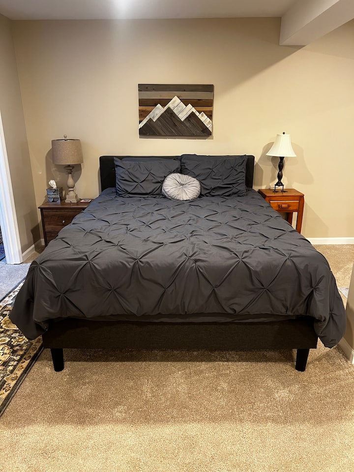 Basement Bungalow In Op - Kansas City, MO