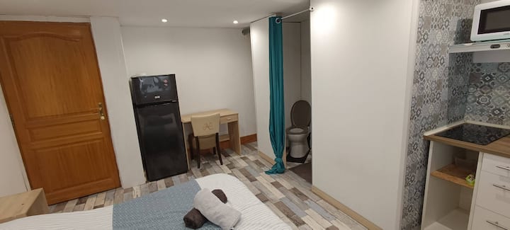 Studio Rdc Maison Proche Iut - Nîmes