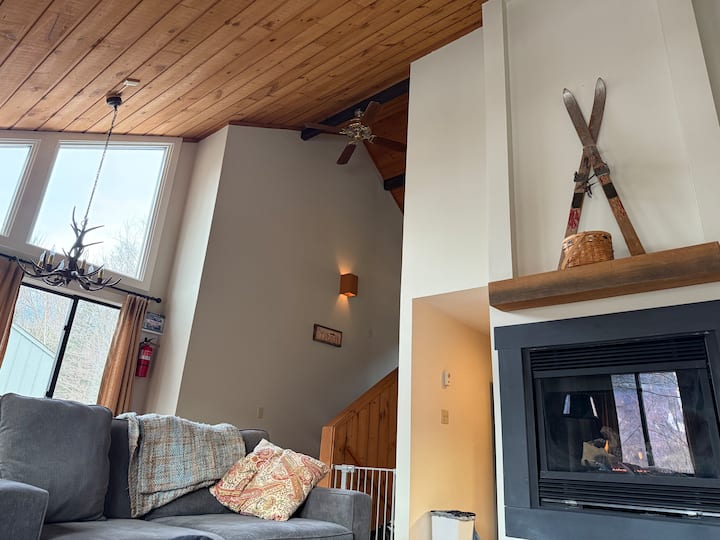 Tree House Ski House - New Hampshire