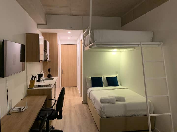 Modern & Cozy • Up To 4 Guests - Prime Location - Bogotá