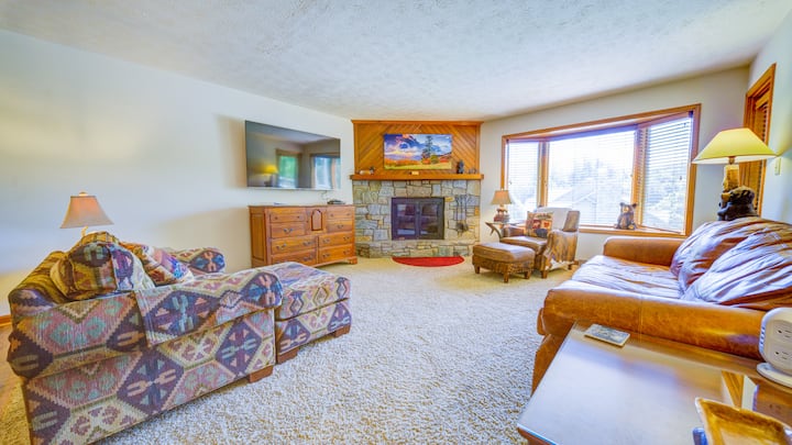 Chetola Condo Stay Spa & Heated Pool Juniper 3 - Blowing Rock, NC