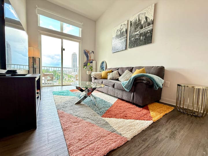 Luxury Stay In Midtown Atl | Gym, Pool, City Views - Atlanta