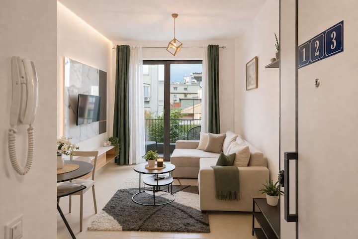 New Stylish Apt • Walk To Center • Balcony - Tirana