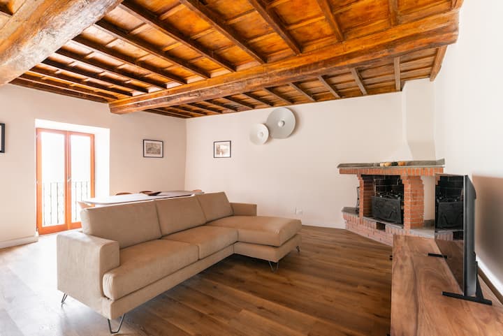 Historic Penthouse, 3 Bedroom In Old Town Fiuggi - Anagni