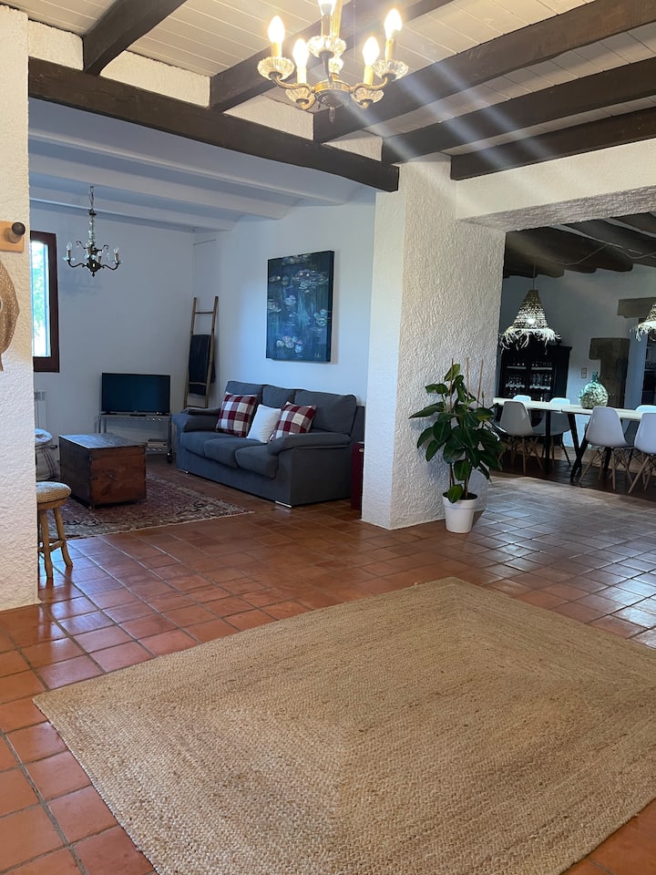 Habitació-turisme Rural-más Gelabertó - Cassà de la Selva