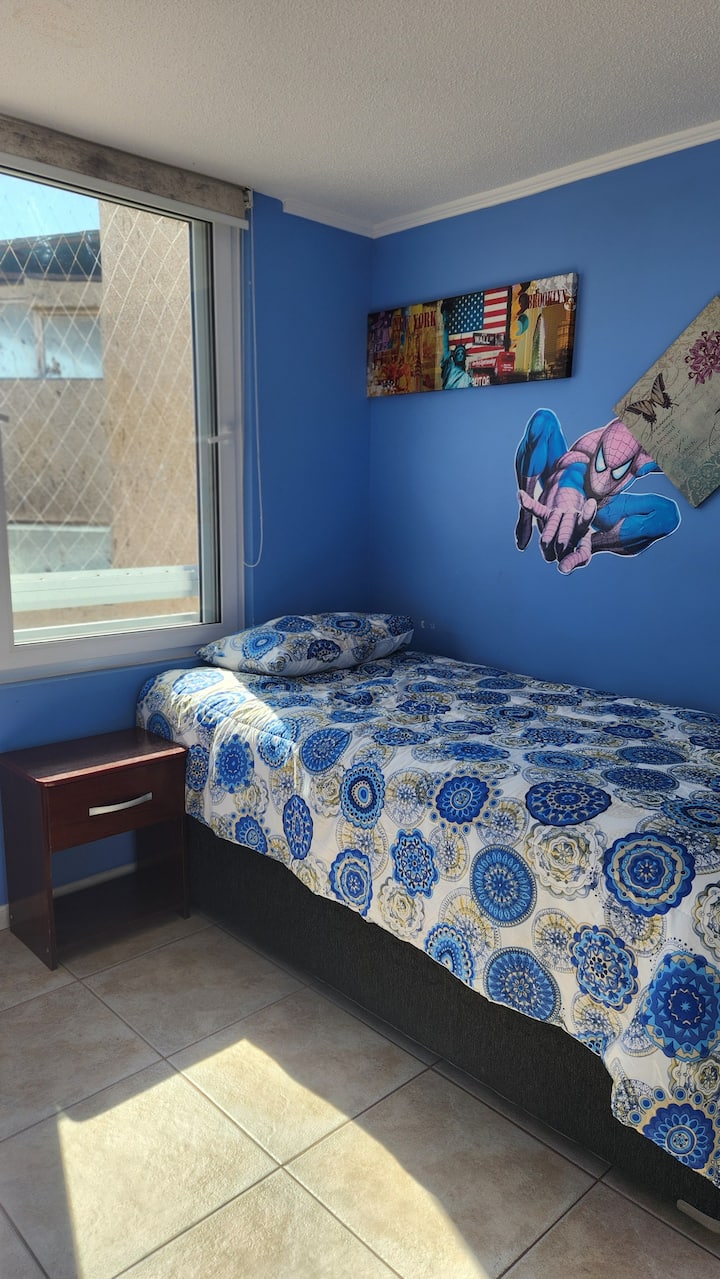 Hostal, Habitación Sencilla Baño Compartido - La Serena